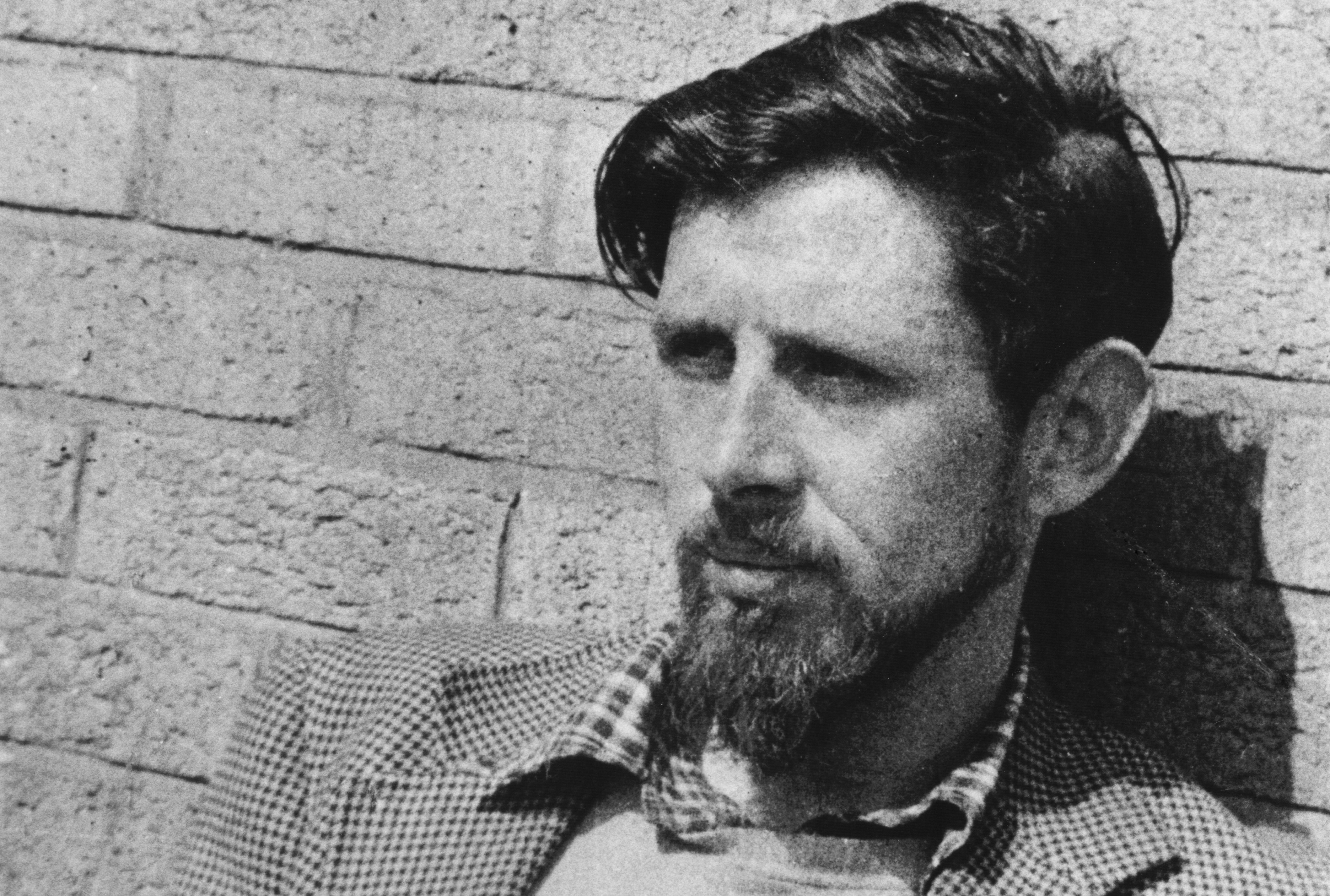 Ewan MacColl - by Calum MacColl - [PIAS]